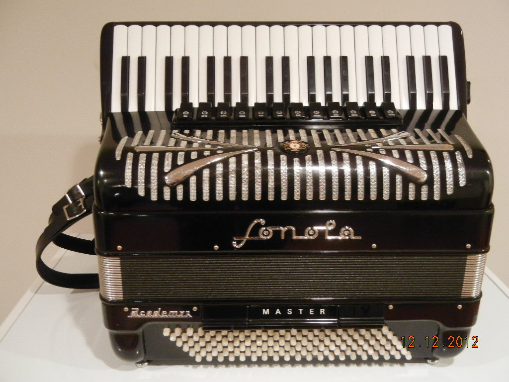 Accordions | Ralph E. Szubski - Accordion Man
